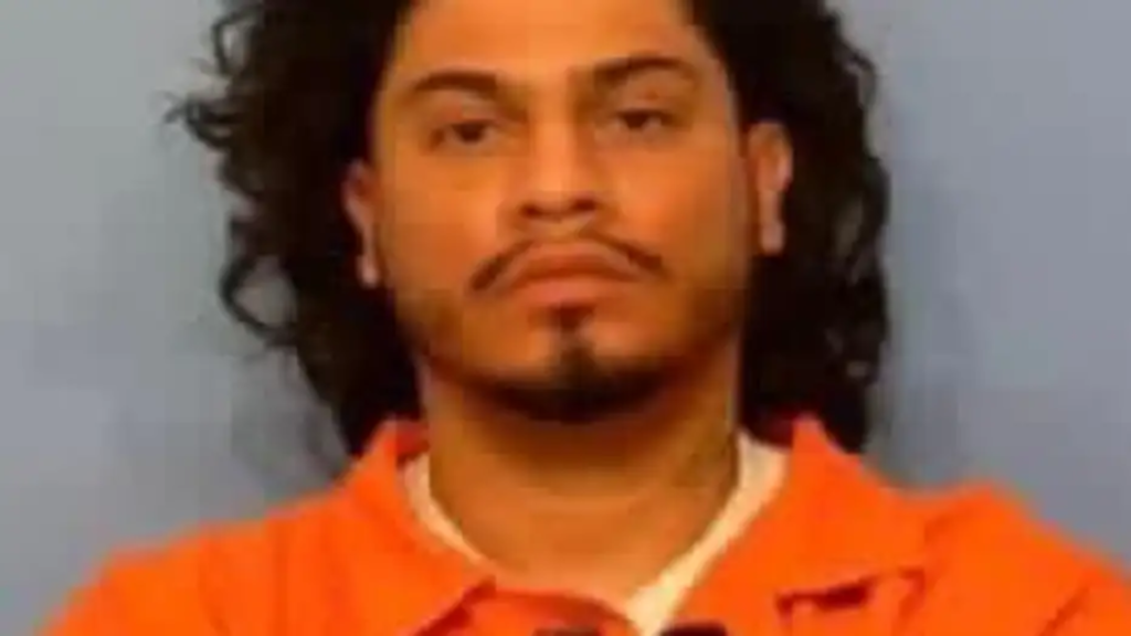 Mexican illegal immigrant with violent criminal record faces felony ...